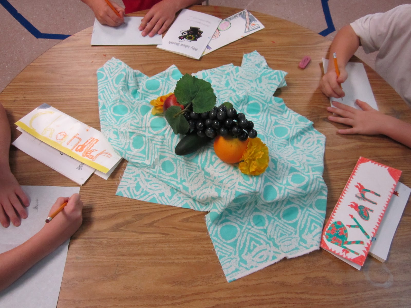 ChumleyScobey Art Room: 4th Grade Fall Still-Life