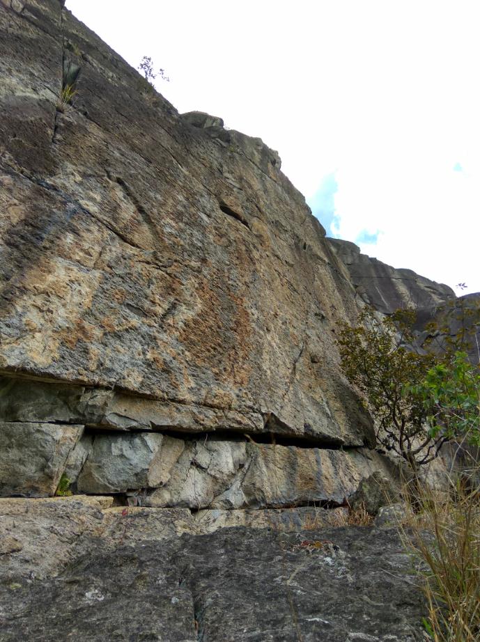 攀登基地 BaseClimb : 飛鵝山攀岩地點介紹及探路 - 初版 Climbing in Kowloon Peak