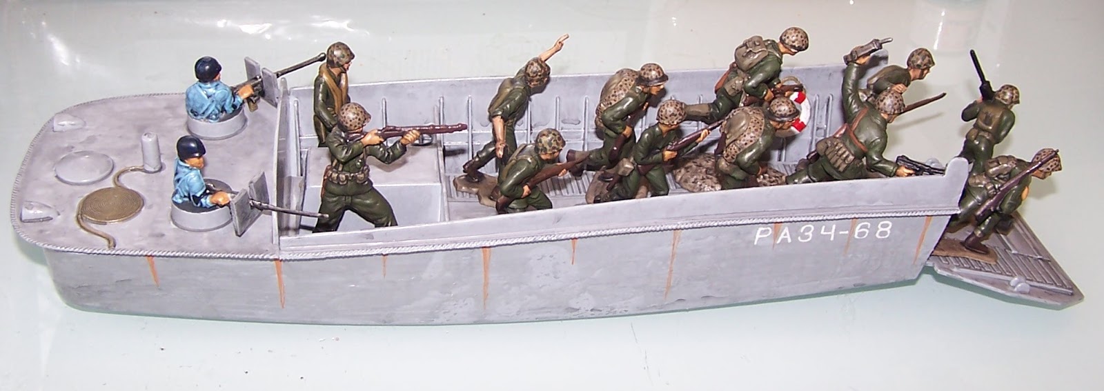WWII Plastic Toy Soldiers: US Amphibious Vehicles
