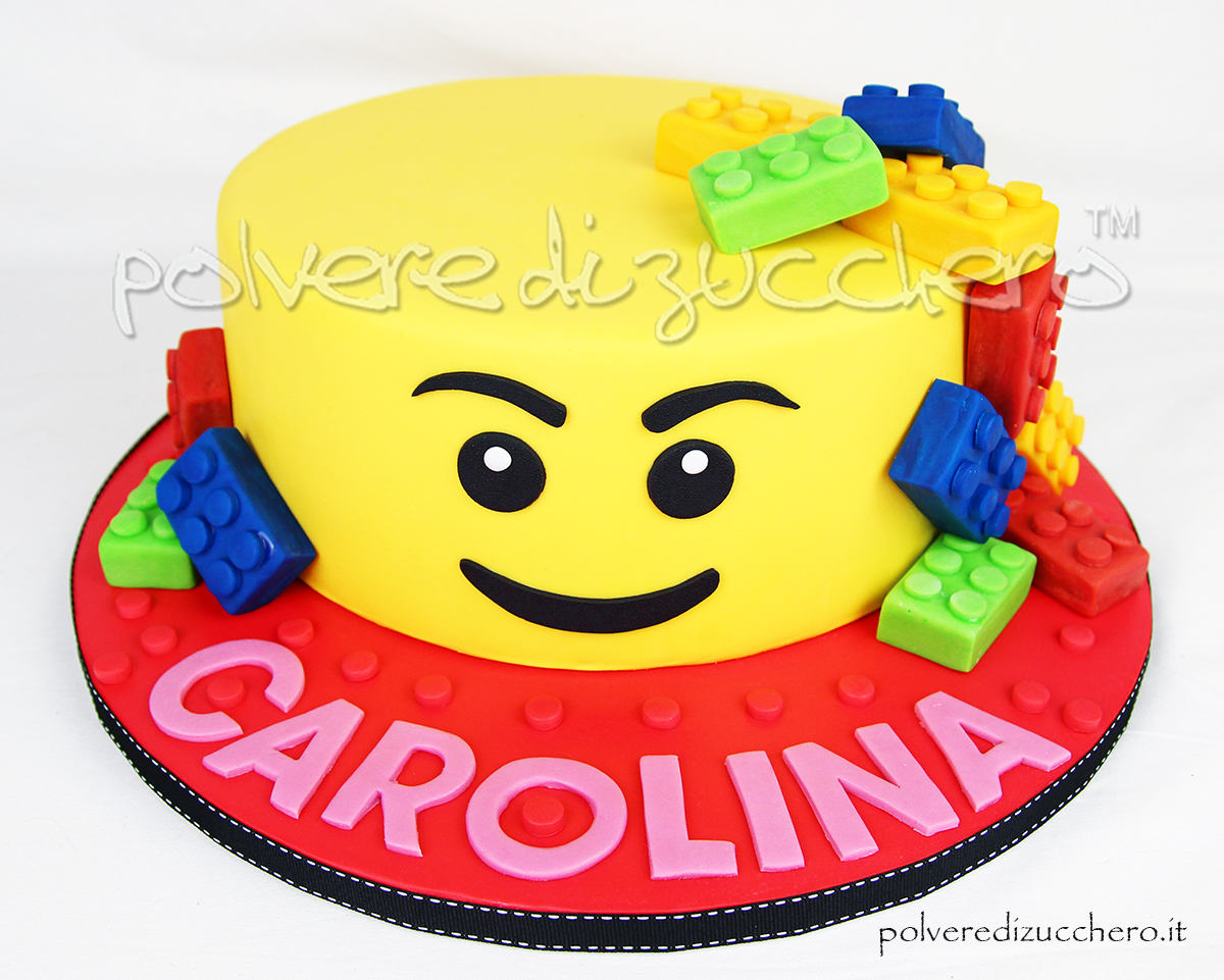 Lego cake: torta in pasta di zucchero a tema Lego per il compleanno di ...