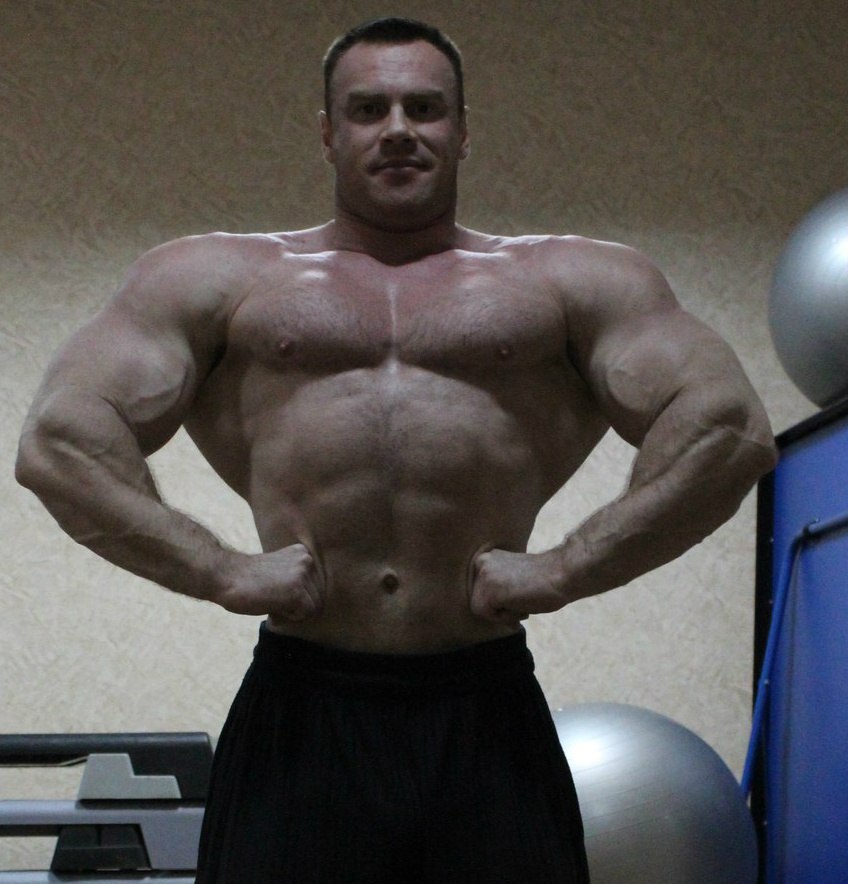 Muscle Lover: Muscle mountain Andrey Shokin from Russia