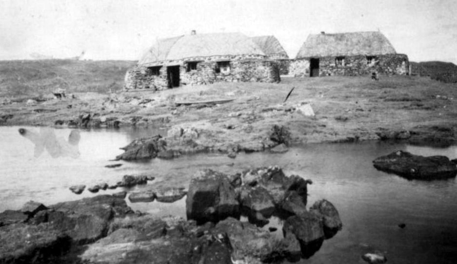 Tour Scotland: Old Photographs Leverburgh Island of Harris Scotland