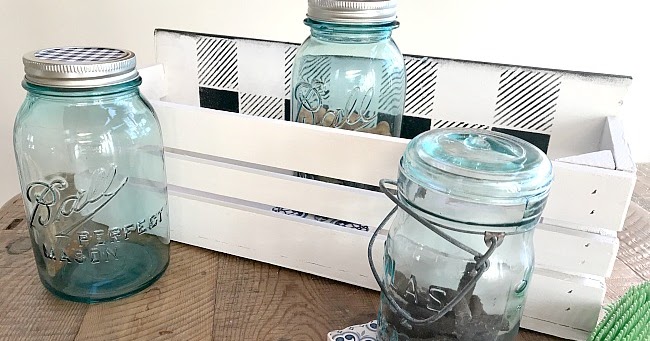 Make Your Own Buffalo Check Mason Jar Crate