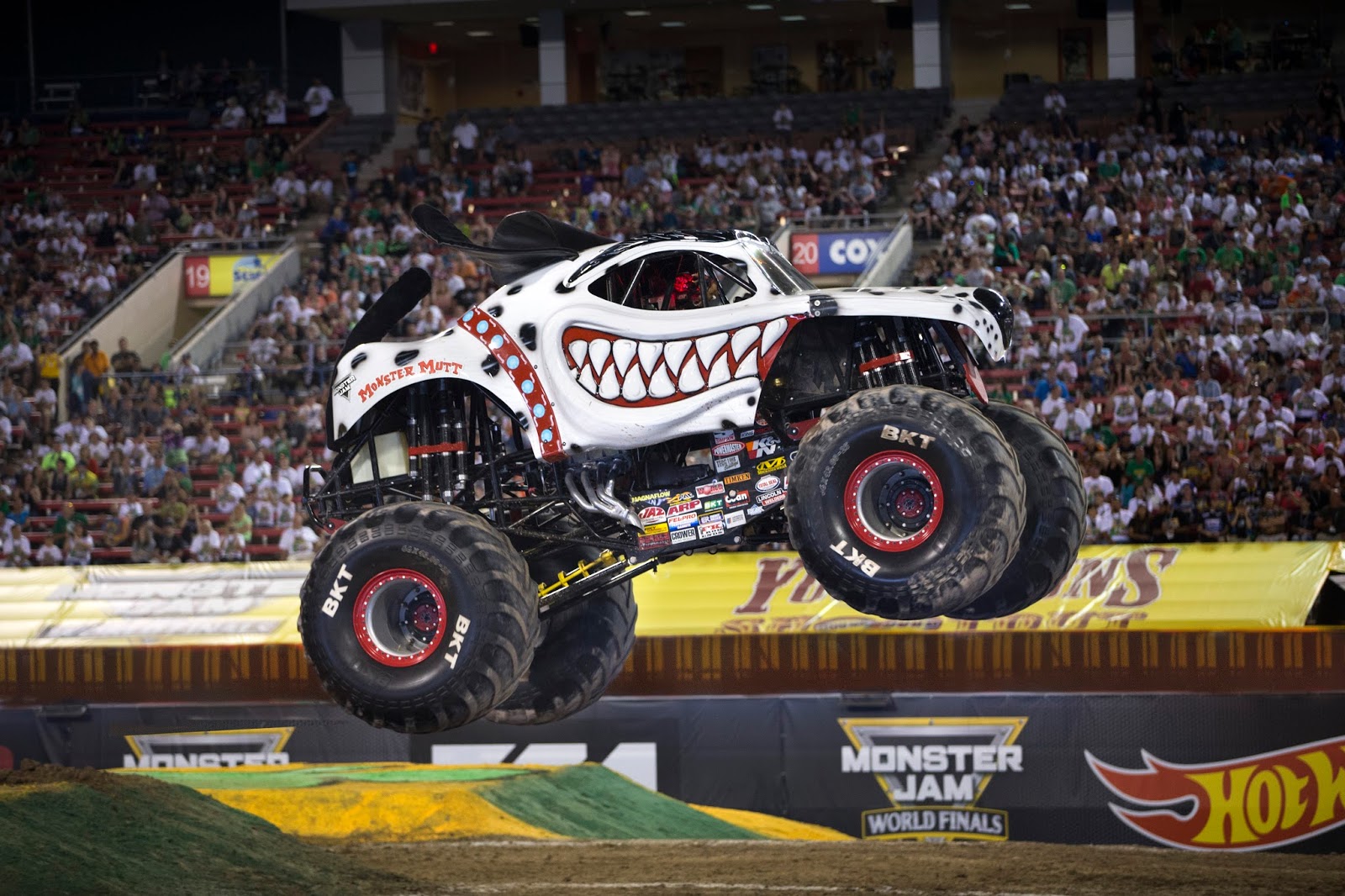 Monster Jam GIVEAWAY
