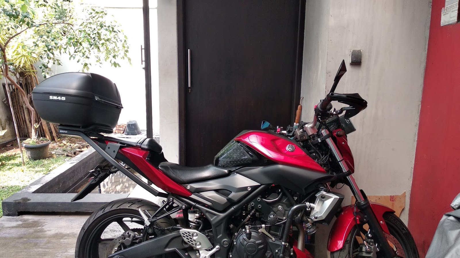 DIY Pasang Top Box Shad SH45 di MT25