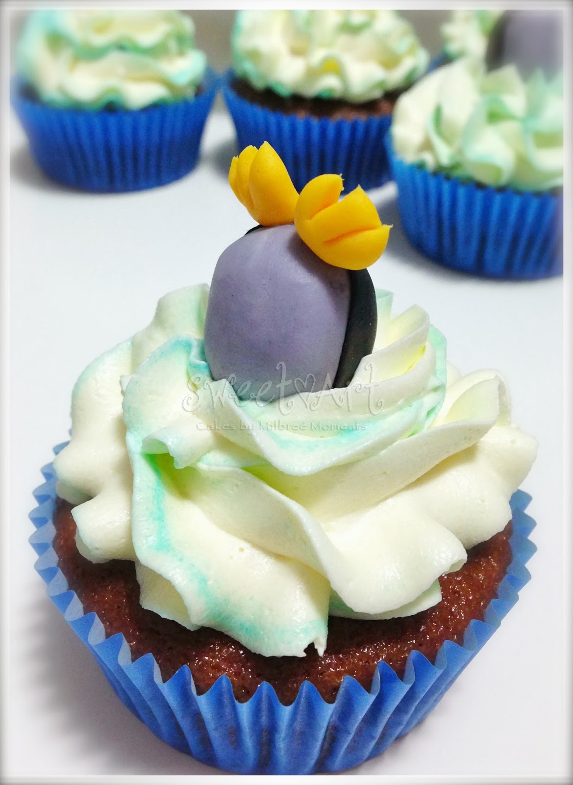 Sweet Art Cakes by Milbreé Moments: Ezrah's "Happy Feet" Birthday Cake