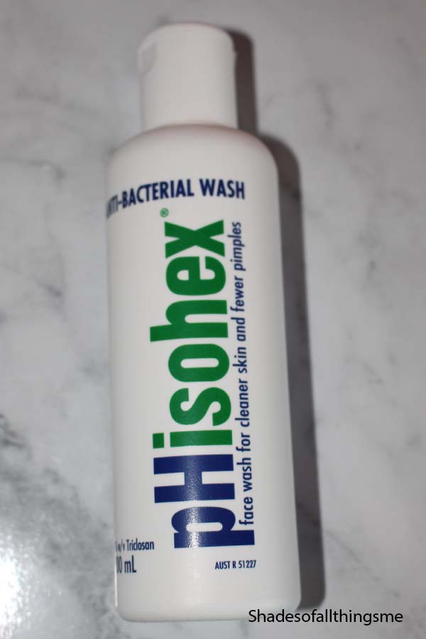 Shades of all things me...: Review - pHisohex Anti-Bacterial Wash