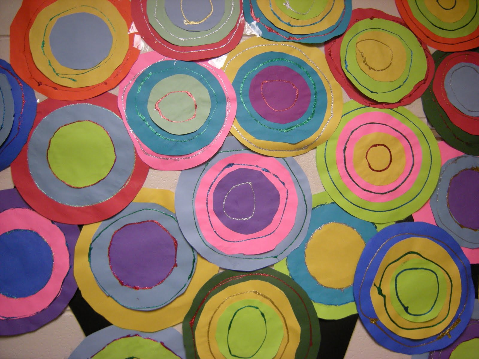 WHAT'S HAPPENING IN THE ART ROOM??: Kandinsky Trees-1st Grade