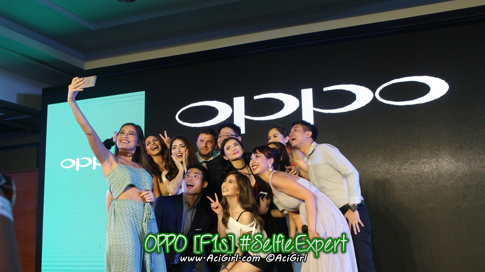 OPPO Unveils Its Latest Addition To Their #SelfieExpert Camera Phone ...