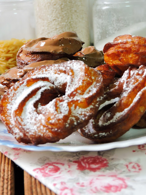 Eni's Kitchen: Crullers con chocolate y azucar y ¿como preparar pasta ...