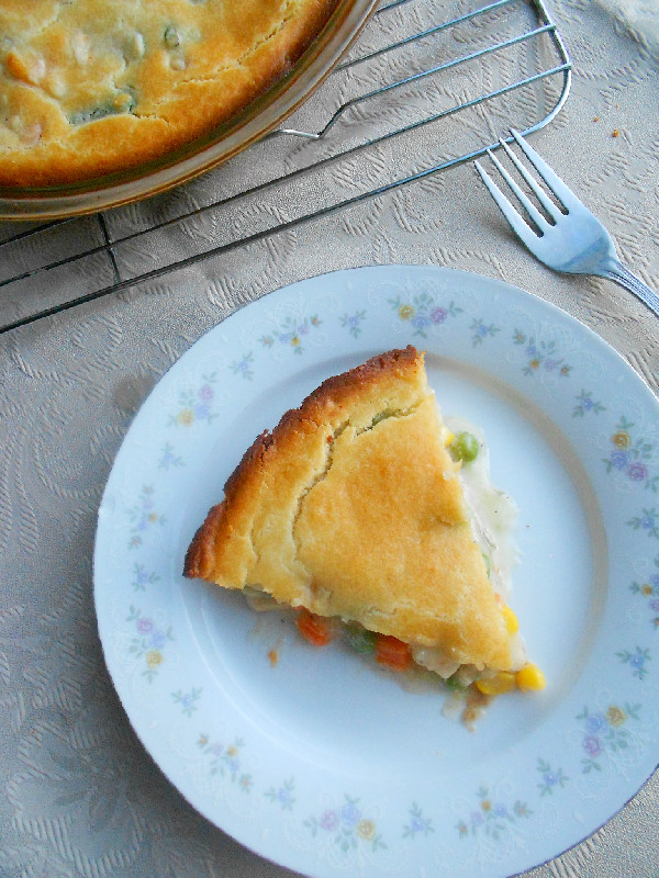 Quick & Easy Chicken Pot Pie - Confessions of a Confectionista
