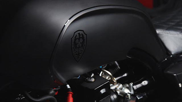 Rough Crafts XJR1300 ‘Guerilla Four’ - RocketGarage - Cafe Racer Magazine