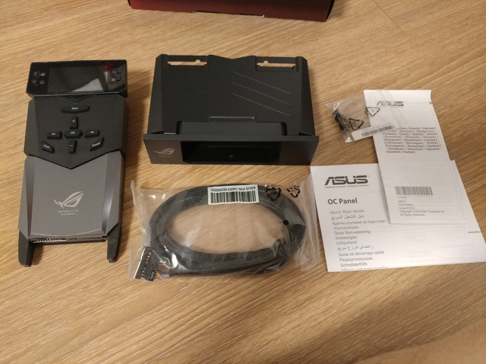 Republic Of Gamers ASUS OC Panel II Oprema za gamere OLX.ba