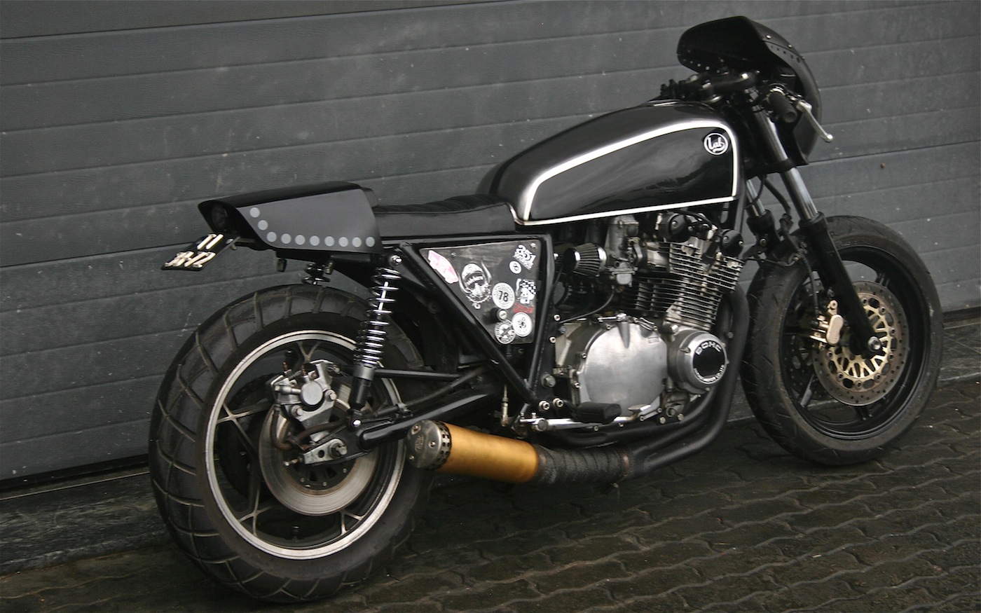 GS1000 II by Lab Motorcycle - Inazuma café racer