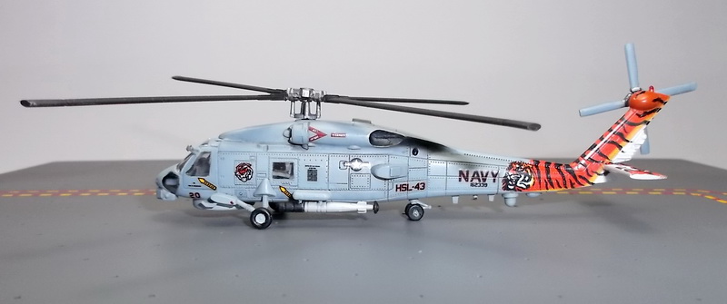 Thailandscale144: SH-60B US.NAVY HSL-43 "BATTLE CATS"