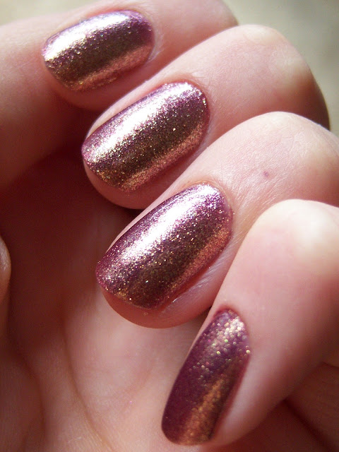 Shadow and Shimmer: Zoya's Faye
