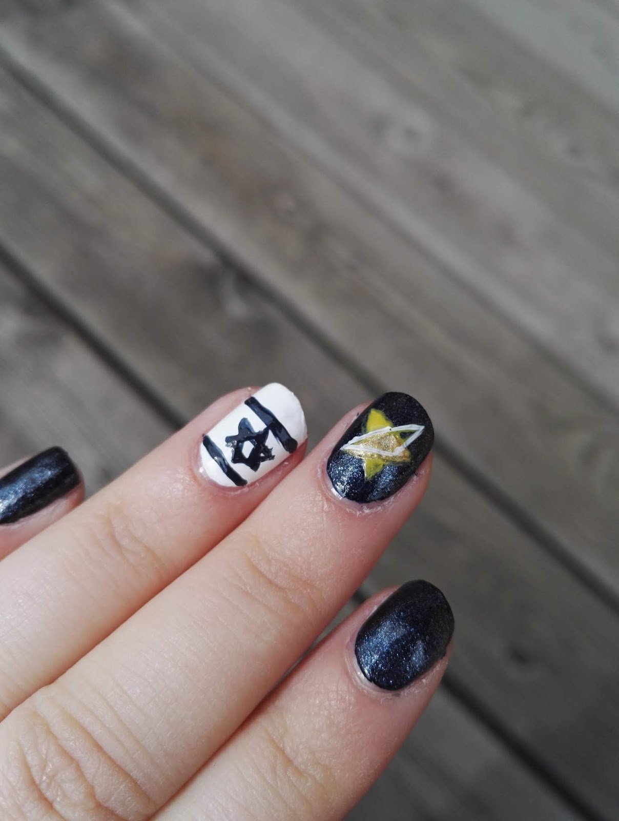 Eurovision nails