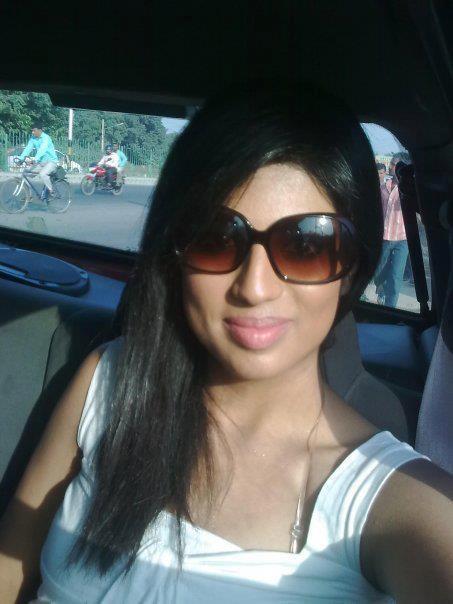 Beautiful Arab Pakistani Muslim Hot College Girls At Facebook 30 Photo Facebook College