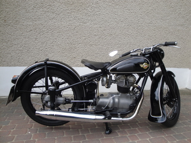 07Dyna - It's in my Brain and Needs to Get Out: Simson Motorcycles,