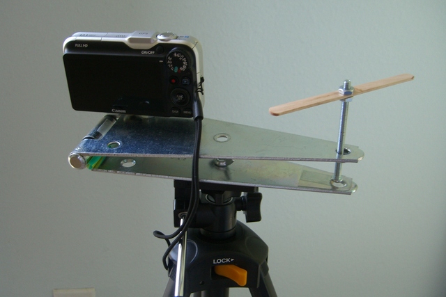 The Randomness of Life: A simple but elegant barn door tracker