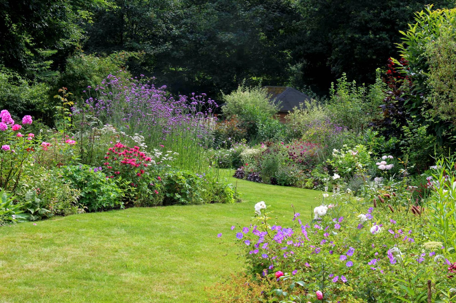 Je suis au jardin : Dans le beau jardin de Fabienne...