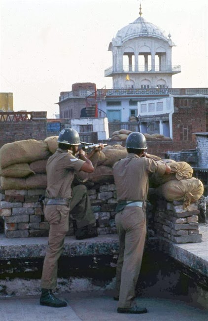 Operation Blue Star, Golden Temple, Amritsar, Punjab, India | Rare ...