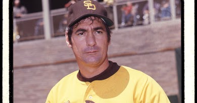 WHEN TOPPS HAD (BASE)BALLS!: NOT REALLY MISSING IN ACTION- 1973 RON TAYLOR