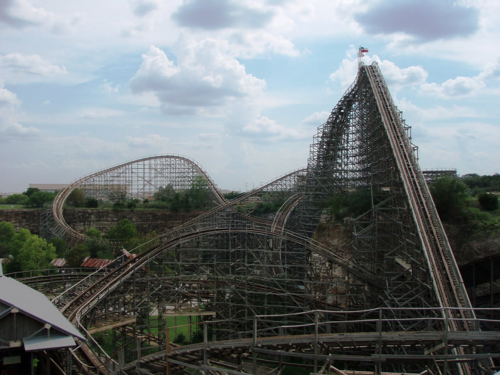 Brown Cat Bakery: Photo Month: Day 7: Fiesta Texas: The Rattler
