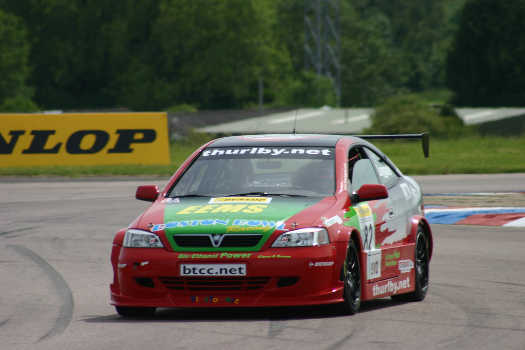Tales of the Tin Tops...: Girls in BTCC...