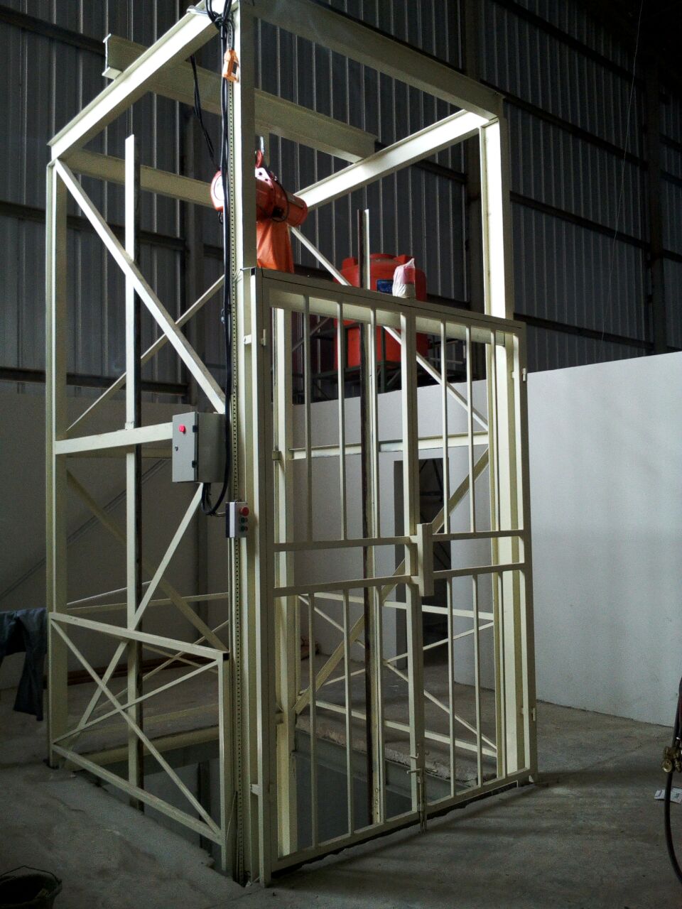 Jual Lift Barang dan service di Jakarta 085775861315 Buana Citra ...