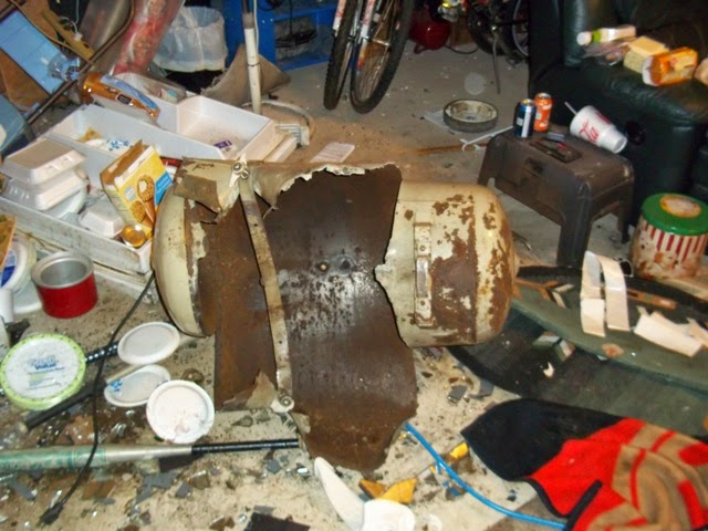 MEC&F Expert Engineers : EXPLOSION OF AIR COMPRESSOR TANK IN A TUGBOAT ...