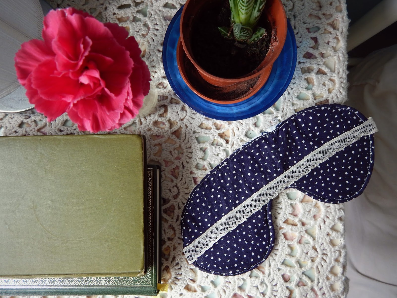 REMNANT 101: DIY Sleep Mask | Awake + Make | A Blog for Creative Living