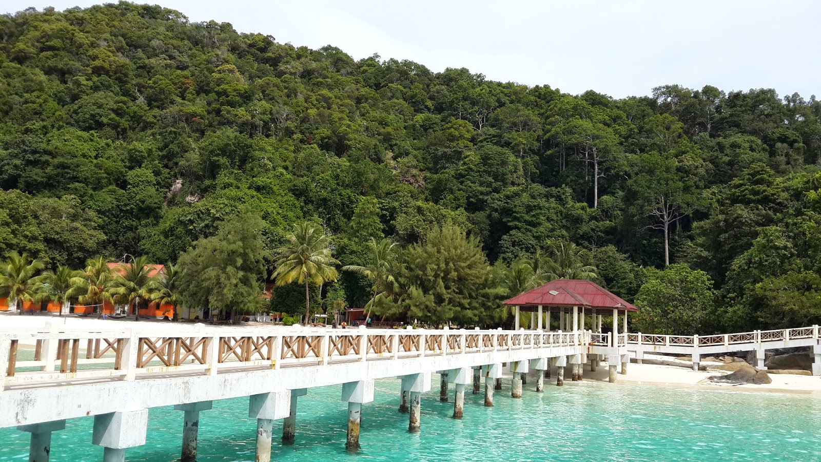 Pemandangan indah Redang Mutiara Beach Resort (1)