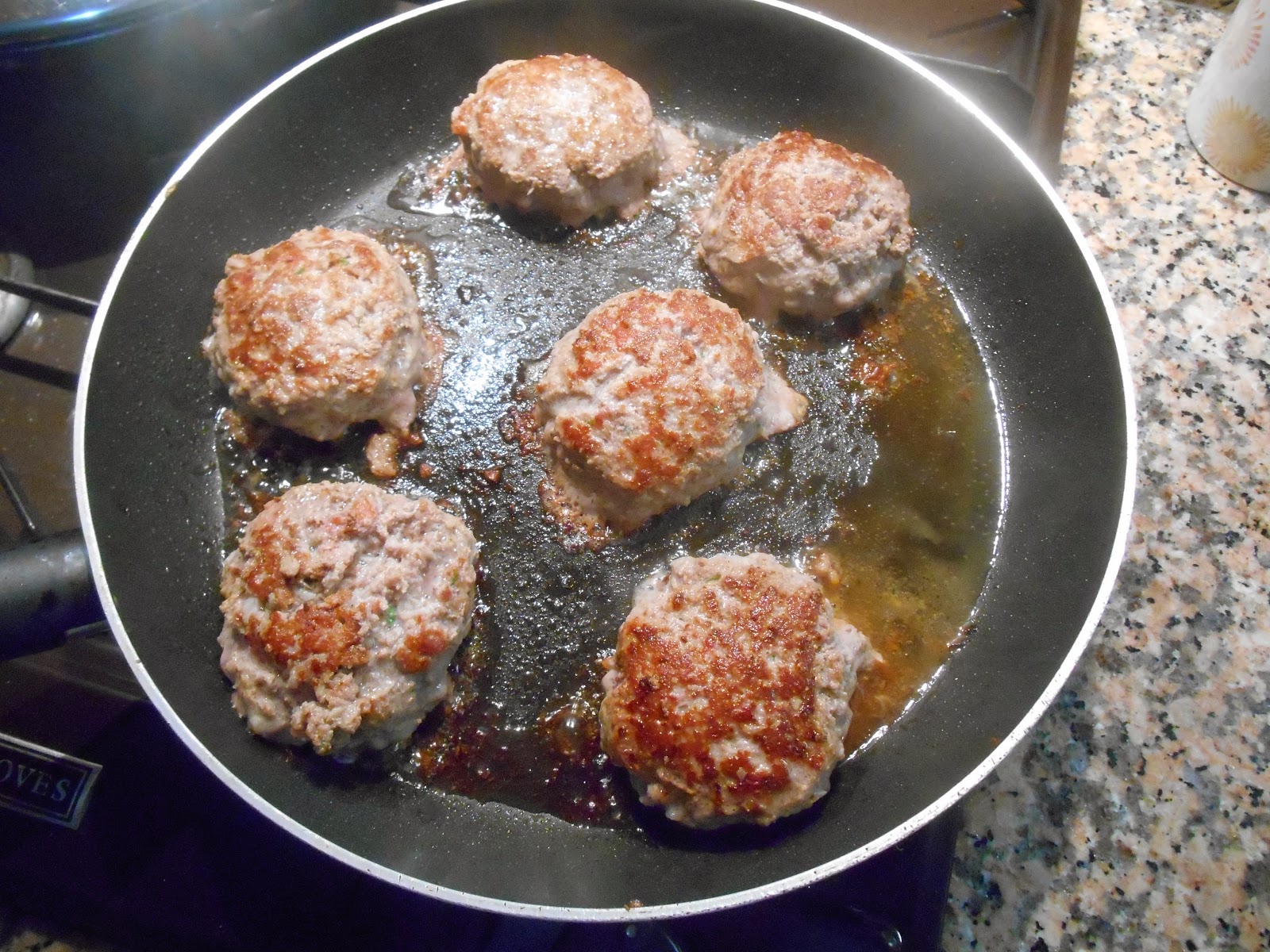 Bertu's Kitchen :): How to make Pulpetti :)