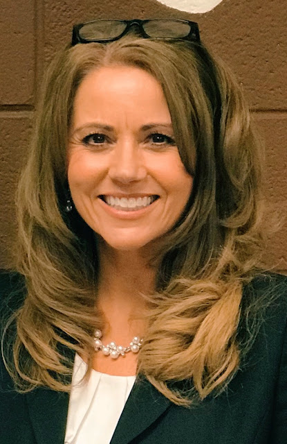 Digital Notebook: Ringing Rocks Elementary Principal Earns Doctorate