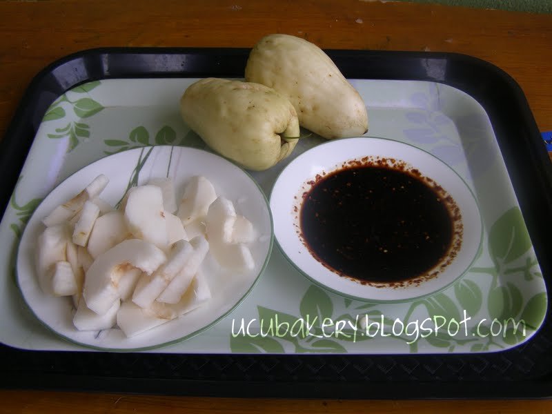 Jambu Susu @ Botol * Ucu Bakery