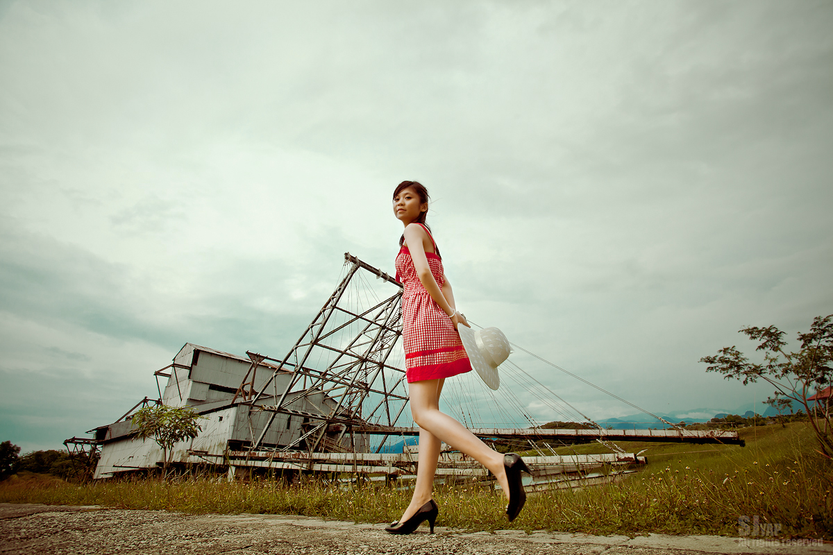 色.识sense: heidi tang