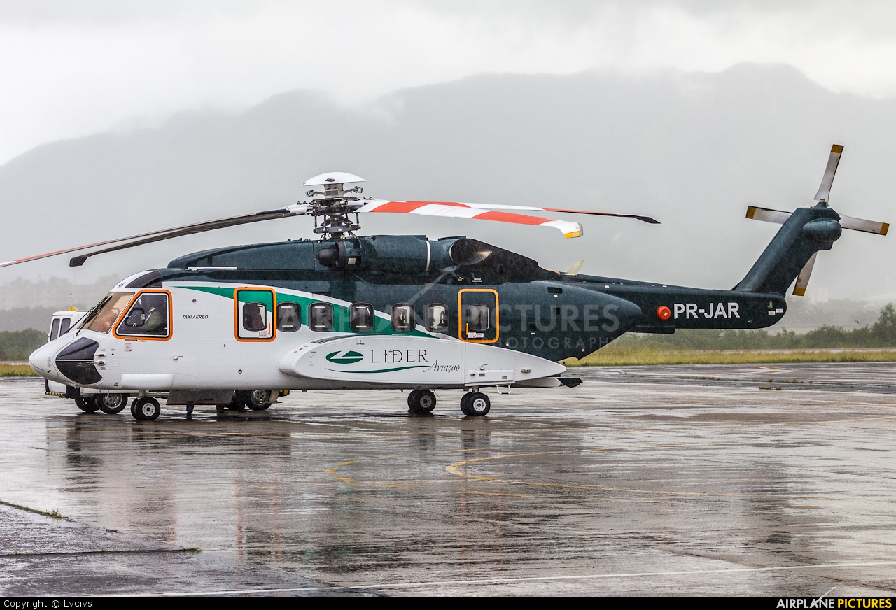 AEROPORTO DE MACAE-RJ (SBME) (BENEDICTO LACERDA): HELICOPTERO SIKORSKY ...