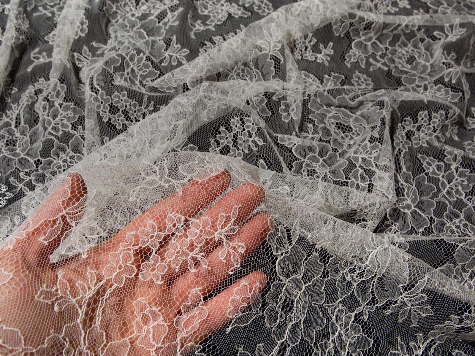 What Clothes Can Keep Our Body Cool During Summer? - Morimiss Blog