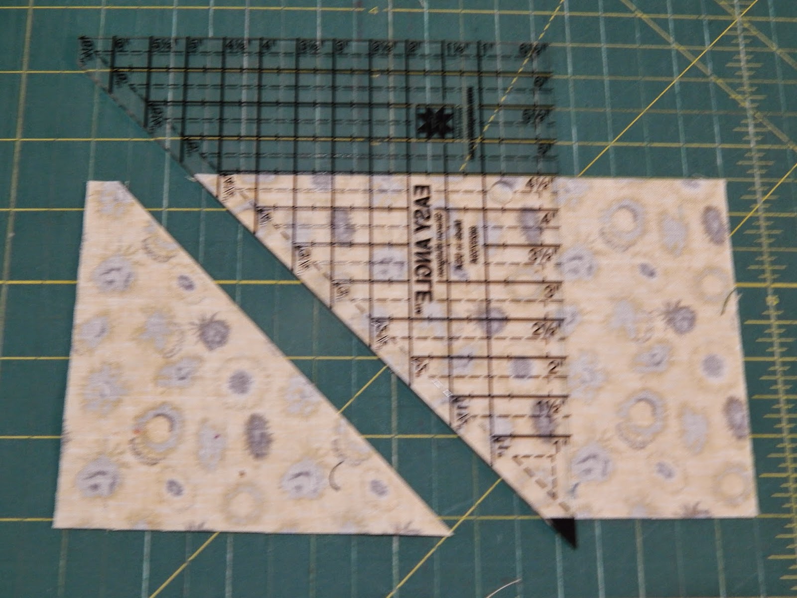The Fleming's Nine: My Scraps and the Easy Angle Ruler