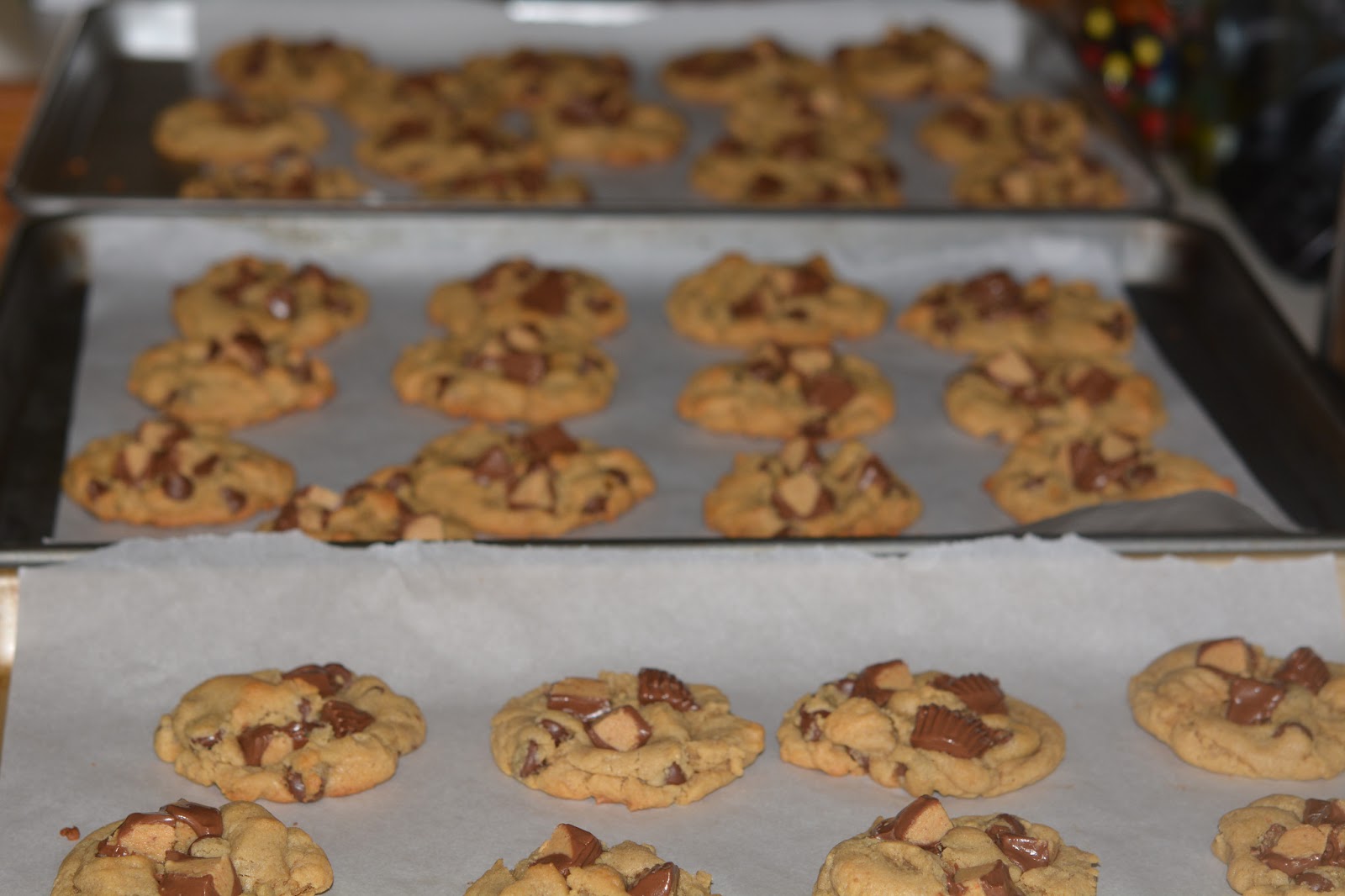 OVER THE TOP REESE'S PEANUT BUTTER CUP COOKIES - Hugs and Cookies XOXO