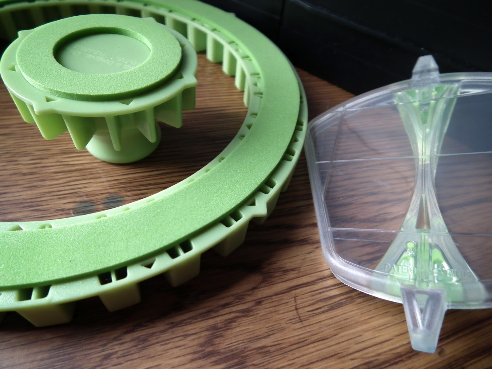 Crafty Card Tricks: Stamping Gear Review Part 1