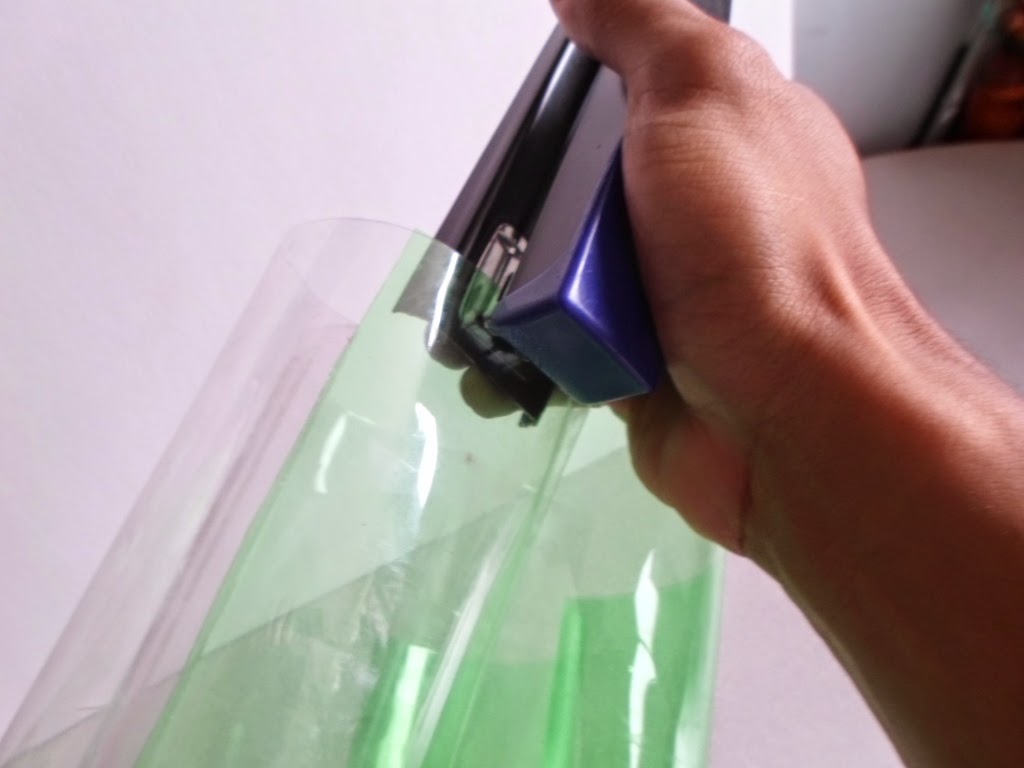 Tejas PET | Reciclaje de botellas plasticas, Techos de plastico ...