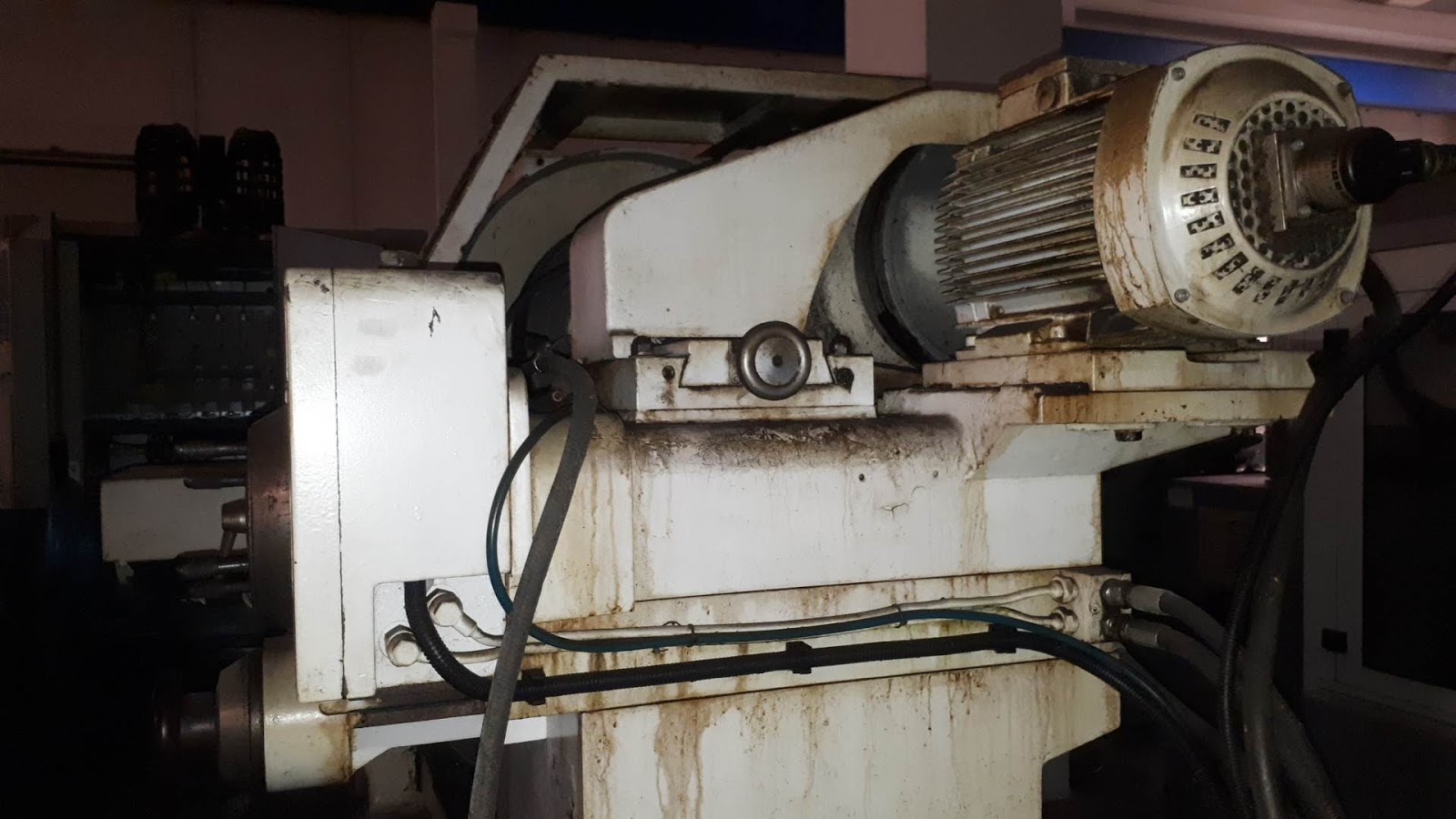 Mimu macchine utensili machine tools werkzeugmaschinen: Rettificatrice per interni - Internal ...