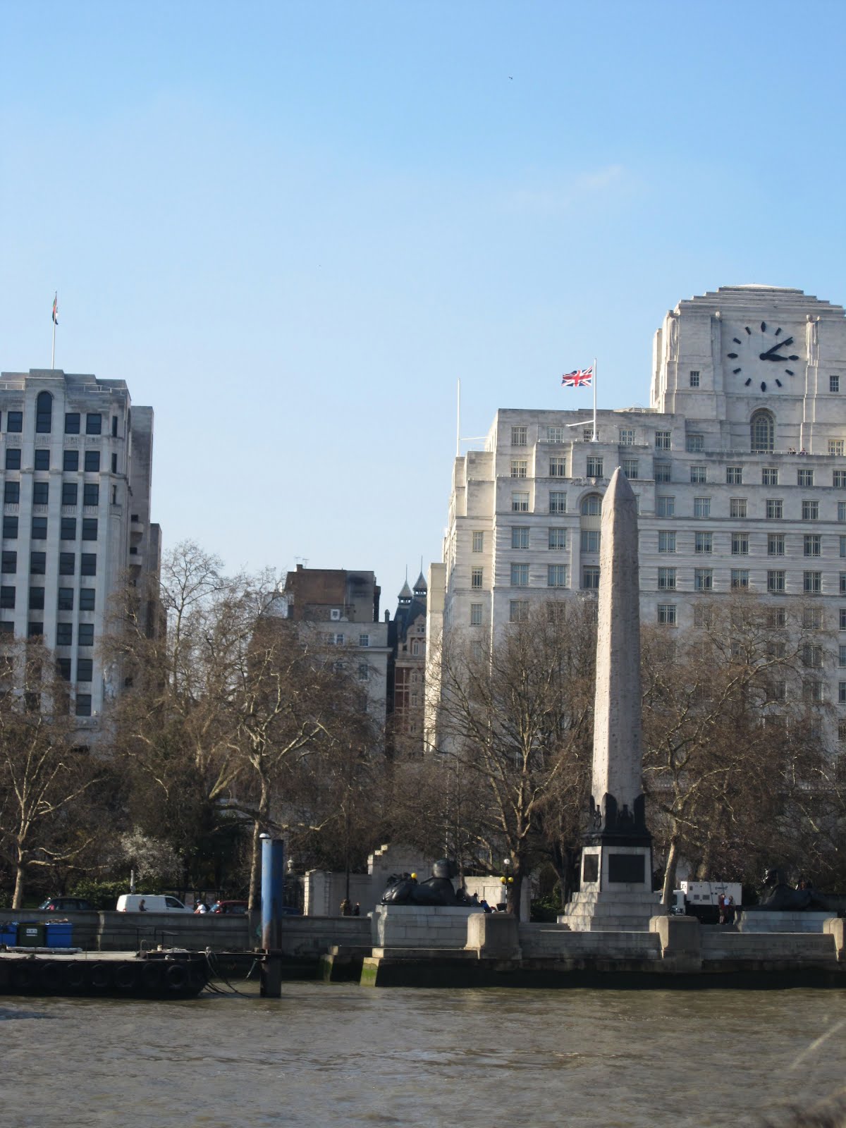 glitter pissing: rakka and leff do europe, day nine, london