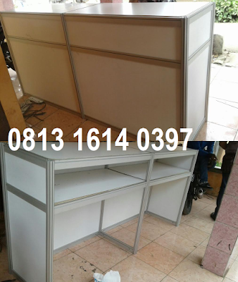 Partisi Pameran Surabaya