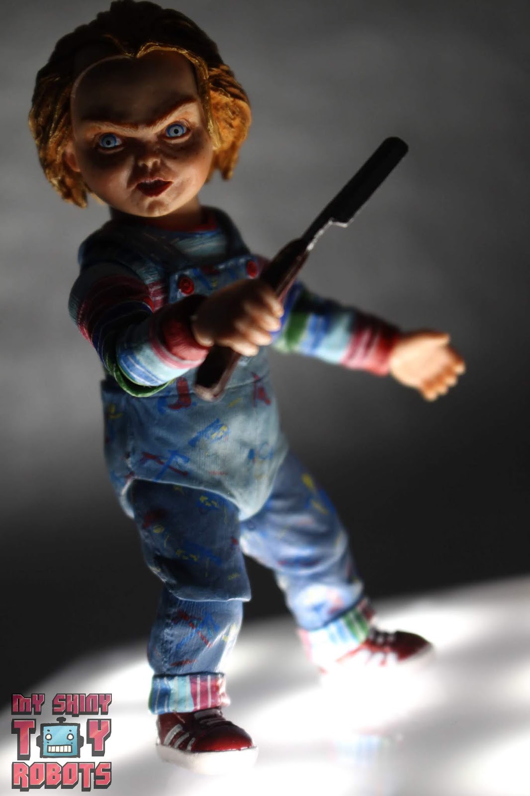 My Shiny Toy Robots: Toybox REVIEW: NECA Ultimate Chucky