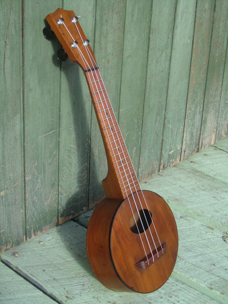 1928 Lyon & Healy "Camp Uke" Ukulele
