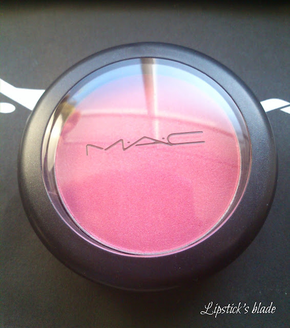 Lipstick's blade: MAC Dollymix rumenilo (recenzija)