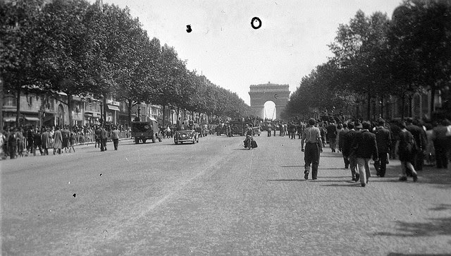 Vintage Photos of Paris, France During World War II ~ Vintage Everyday